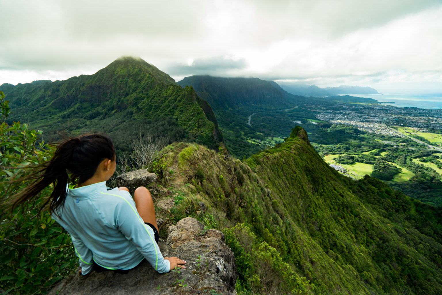 PALI NOTCHES HIKE ON OAHU: AMAZING RIDGE TRAIL - Journey Era
