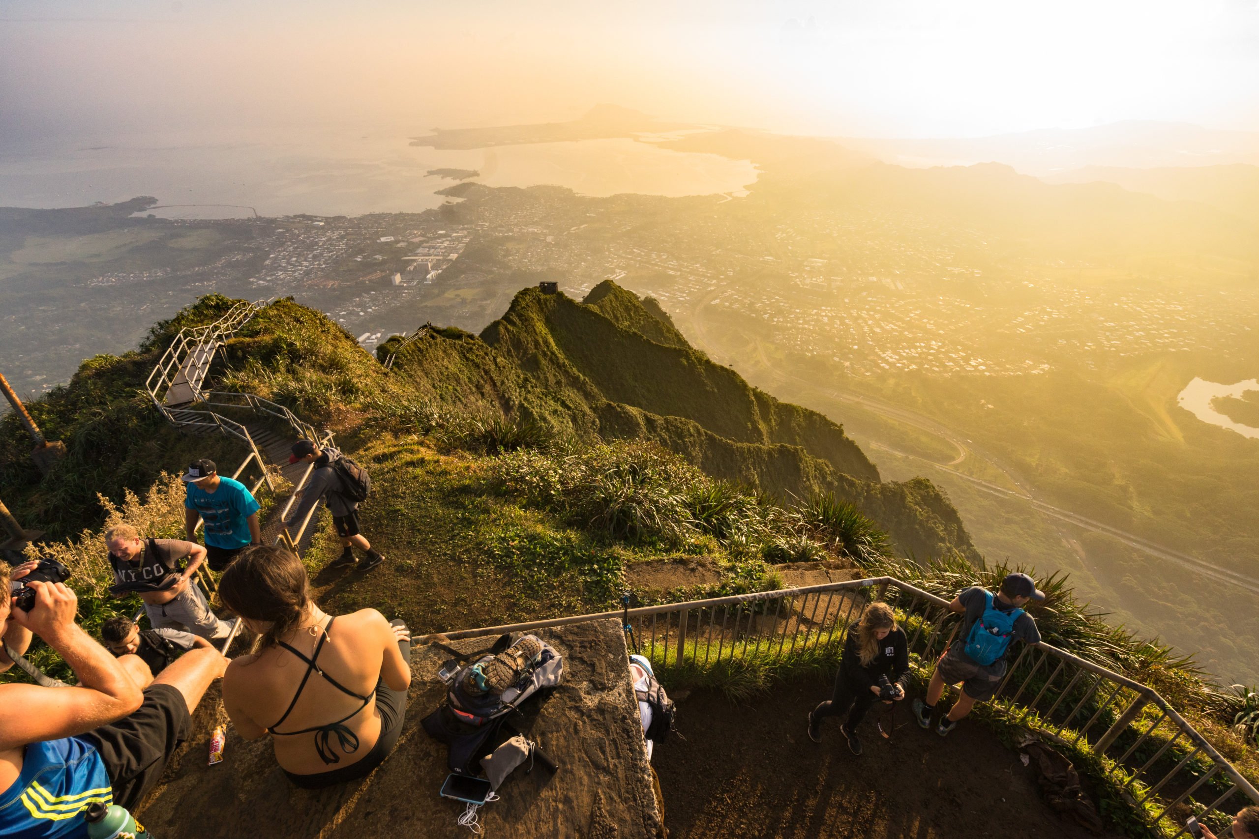 Hiking the Moanalua Valley Trail To Haiku Stairs (Legal Backway to ...