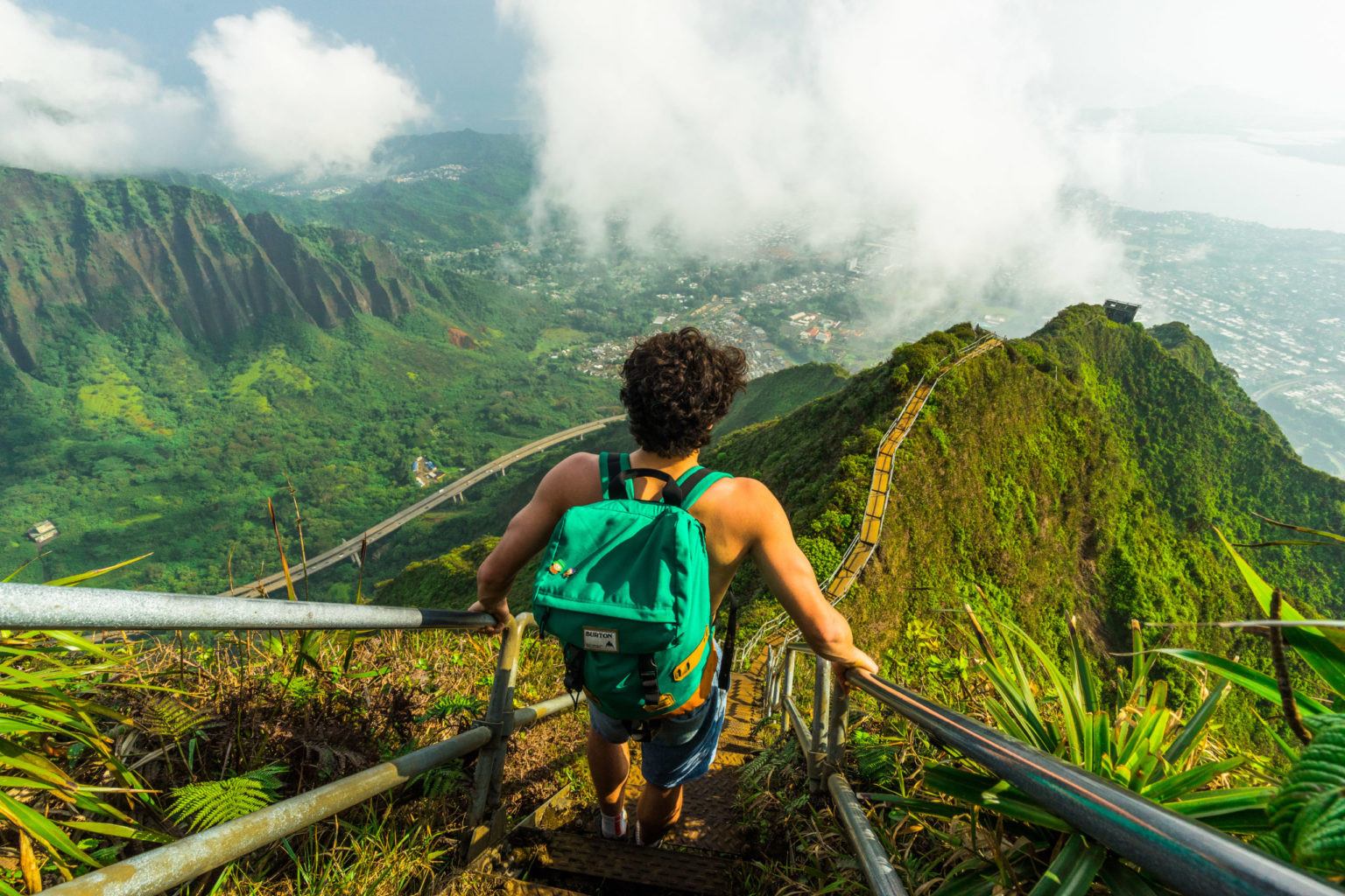 35 Best Hikes On Oahu: The Ultimate Guide