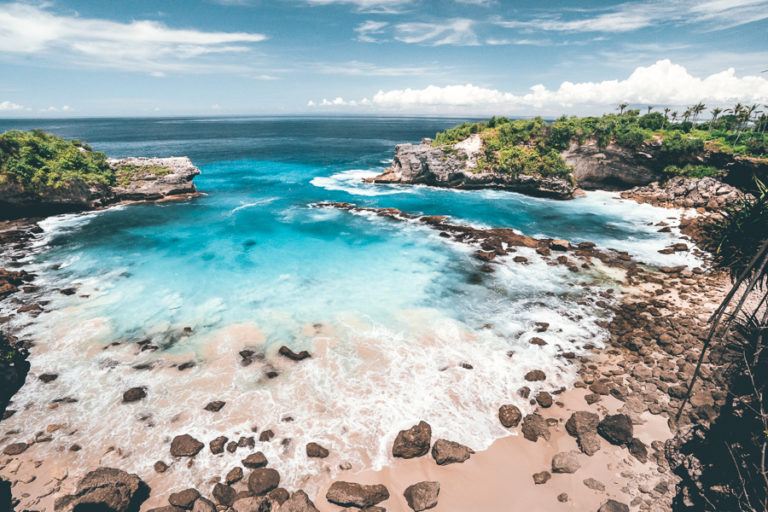 Blue Lagoon Cliff Jump On Nusa Ceningan, Bali: Complete Guide