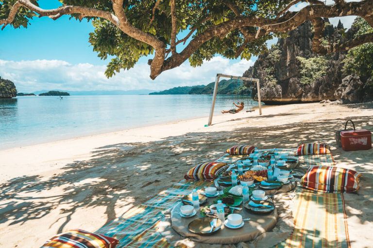 Caramoan Island Hopping: Blog Review, Itinerary & Beaches