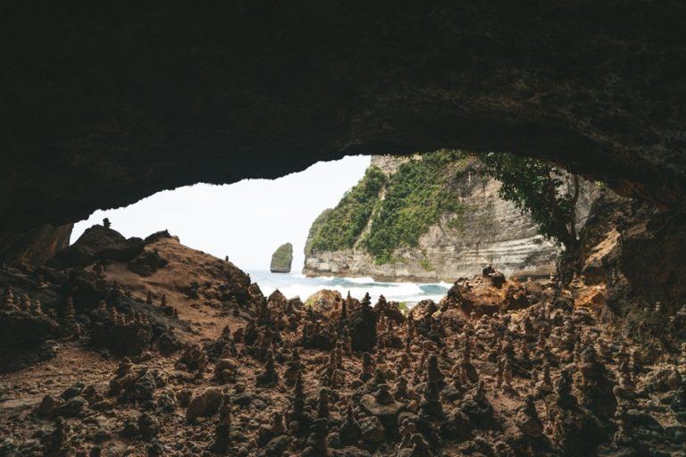 Tembeling Beach, Natural Pool & Forest on Nusa Penida