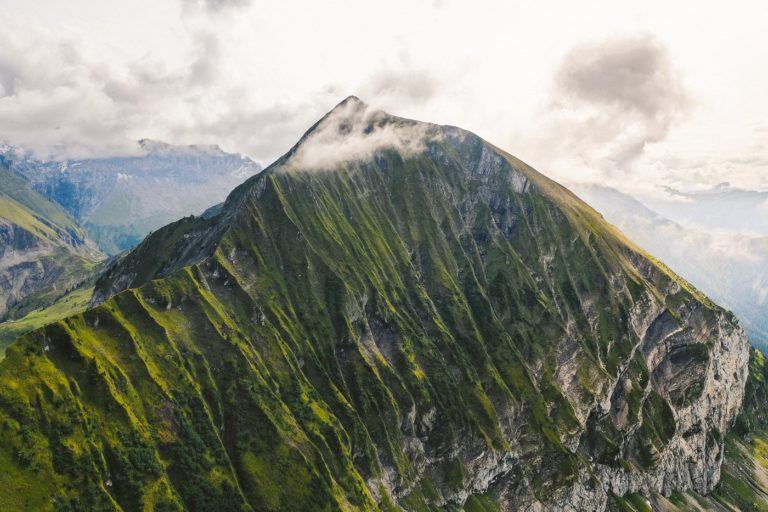 MORGENBERGHORN HIKE: BEST VIEW OF LAKE THUN - Journey Era