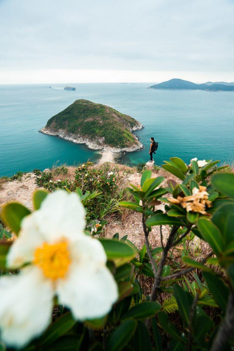 Ap Lei Chau to Ap Le Pai Hike (Mount Johnston Lighthouse)