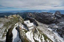 Hiking the Lisengrat Ridge Trail inbetween Säntis & Altmann in Alpstein