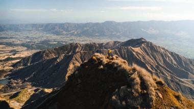 Hiking the Mount Eboshi Trail (Eboshidake) near Mount Aso, Kyushu