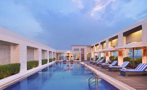 12 BEST HOTELS IN AGRA NEAR THE TAJ MAHAL WITH TAJ MAHAL VIEWS ...