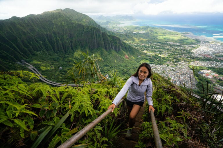 Hiking the Moanalua Valley Trail To Haiku Stairs (Legal Backway to ...