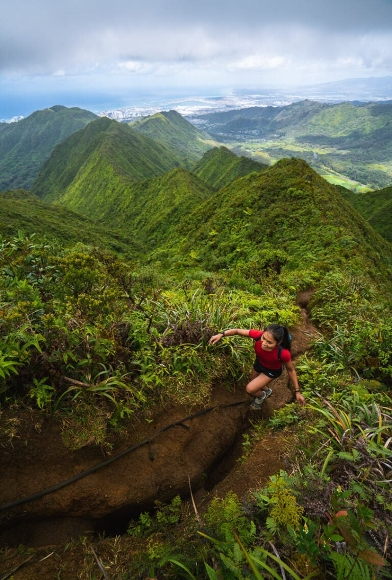 Hiking the Pali Notches Trail on Oʻahu, Hawaiʻi
