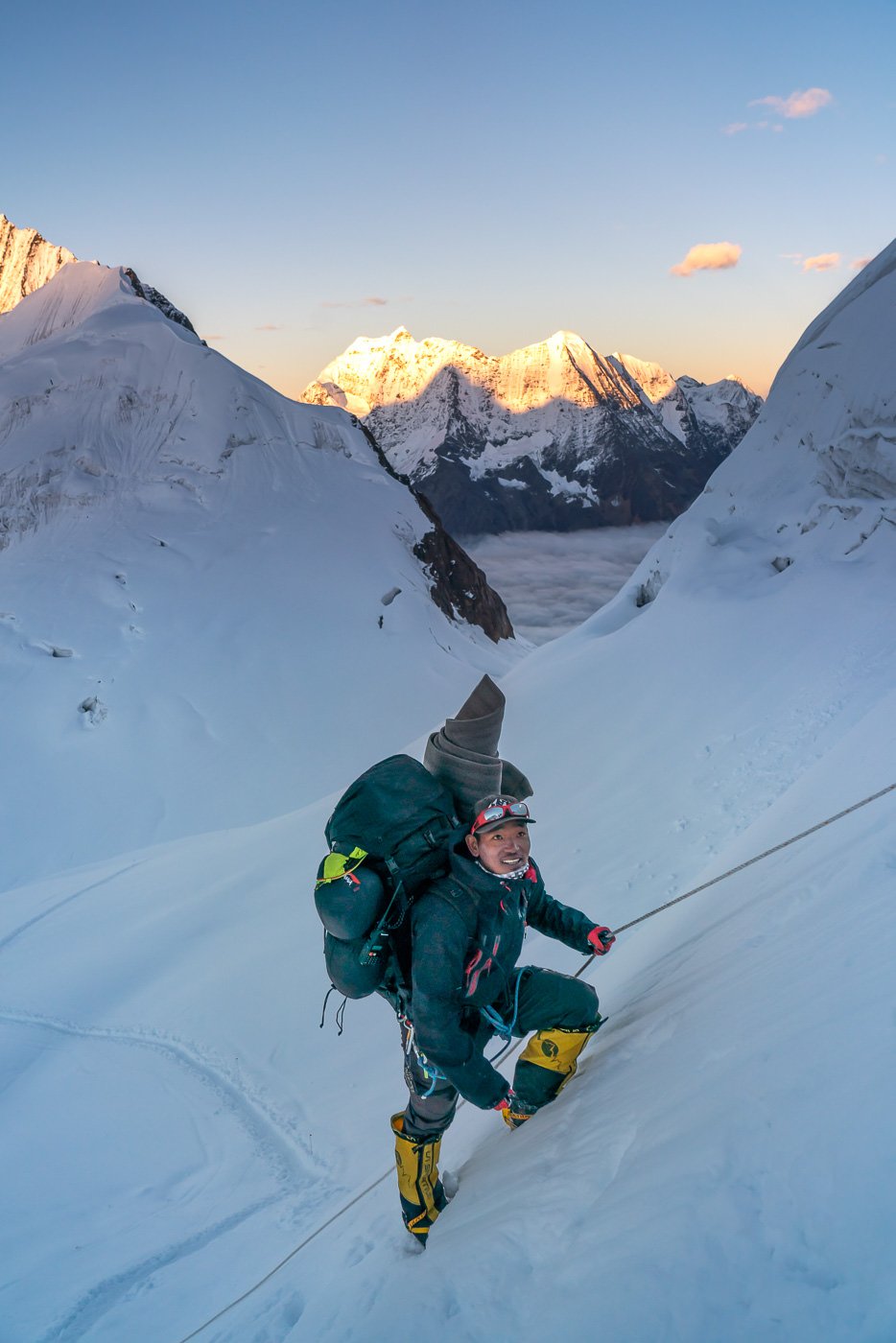 Climbing Manaslu Mountain (8163M): The Complete Guide