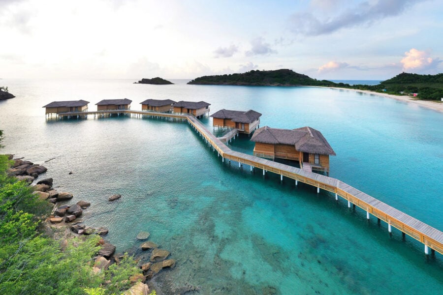 29 Best Overwater Bungalows In The Caribbean