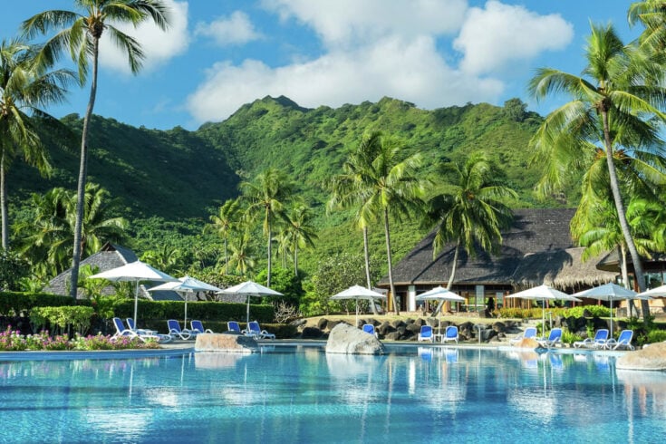 16 Best Moorea Resorts: Ultimate Guide