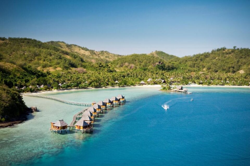 15 Best Overwater Bungalows in Fiji (& Luxury Resorts)