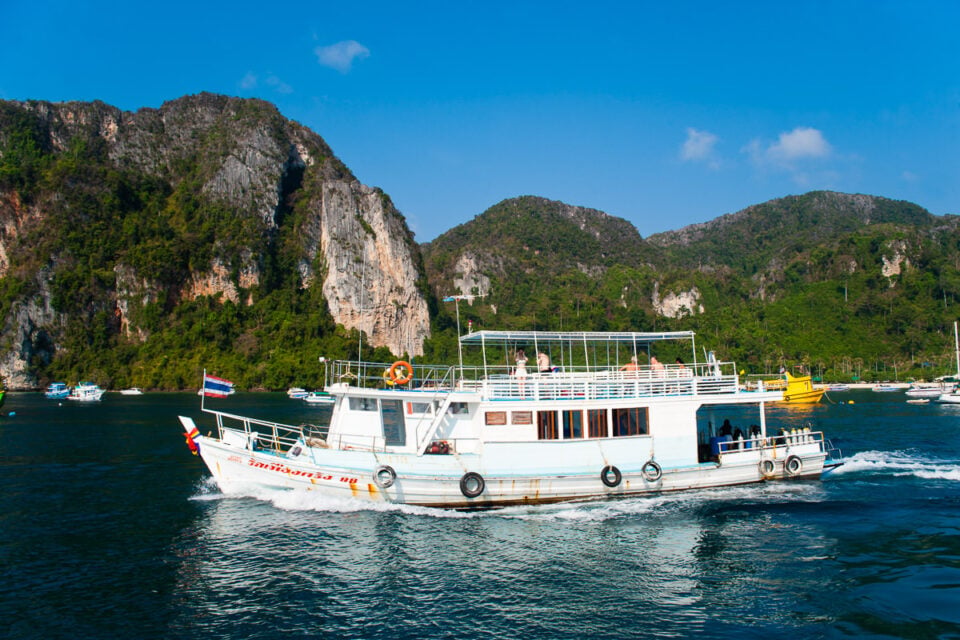 How to Get From Koh Samui to Koh Phangan by Ferry: Complete Guide