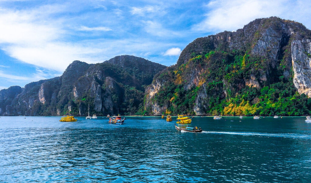 How to get from Bangkok to Koh Phangan: All options