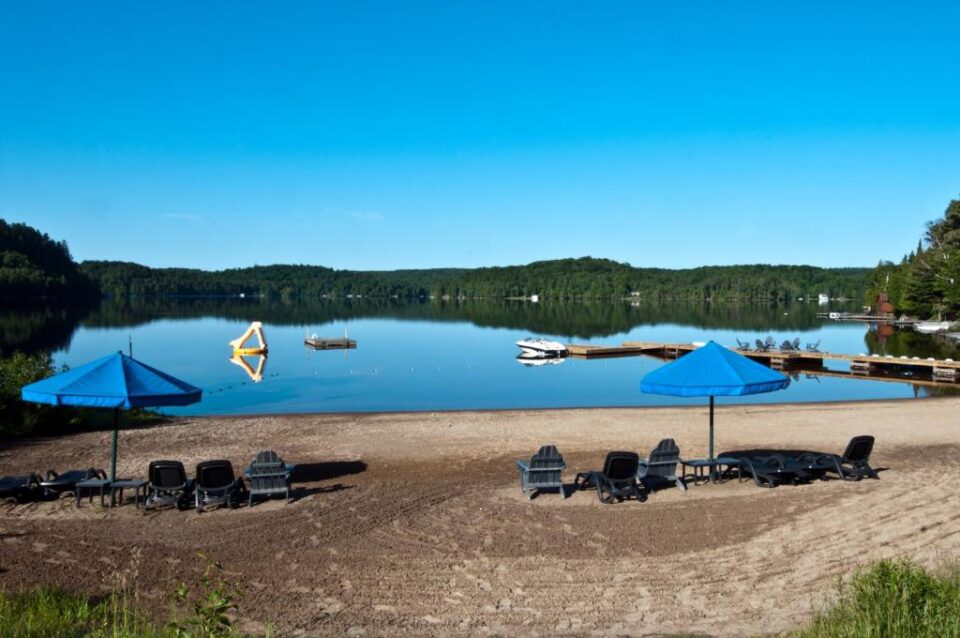 15 Best Ontario Resorts for Families