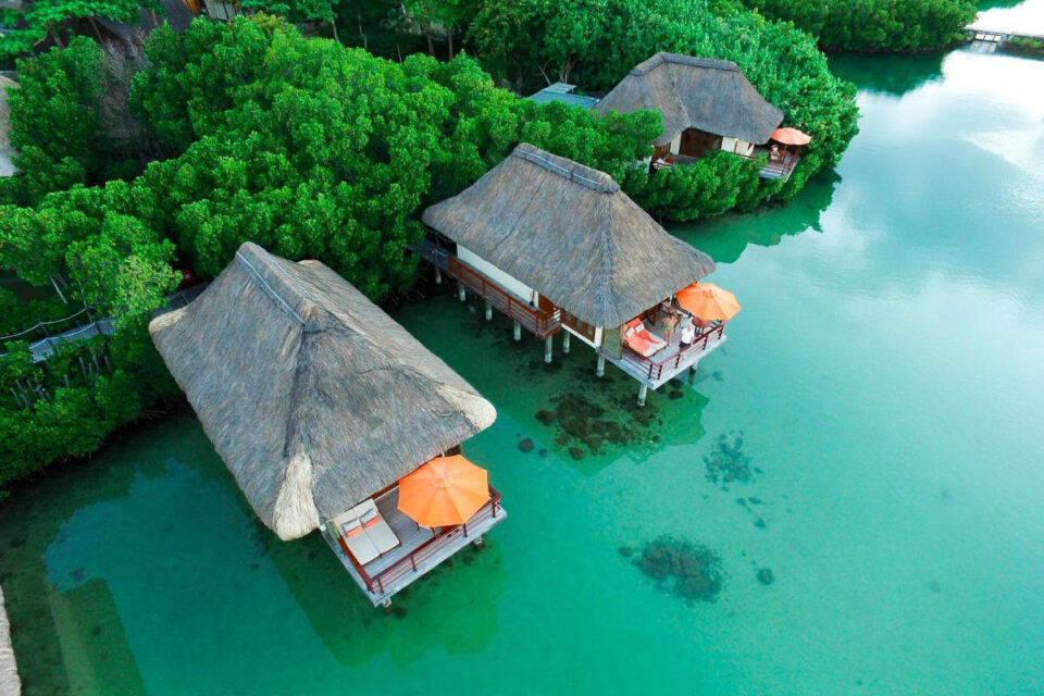 15 Best Overwater Bungalows in Mauritius & Nearby