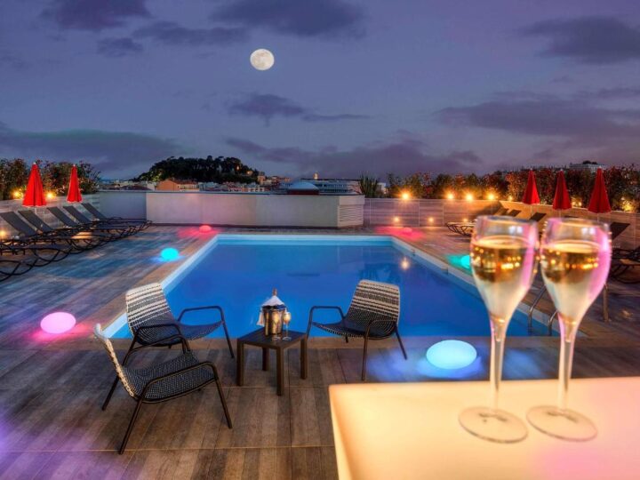 17 Best Hotels with a Pool in Nice, France
