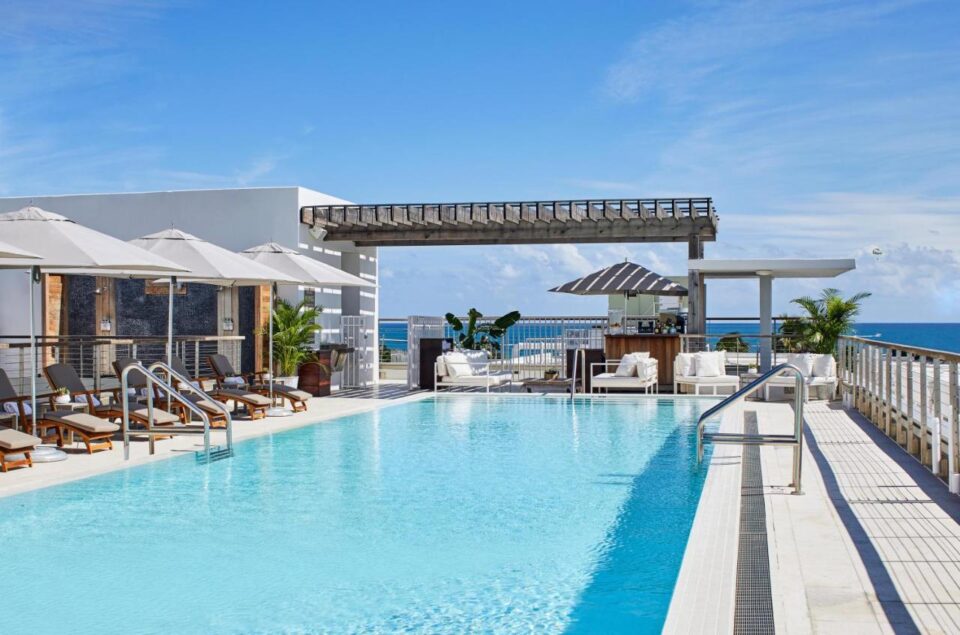 Top 19 Miami Hotels with Rooftop Pools