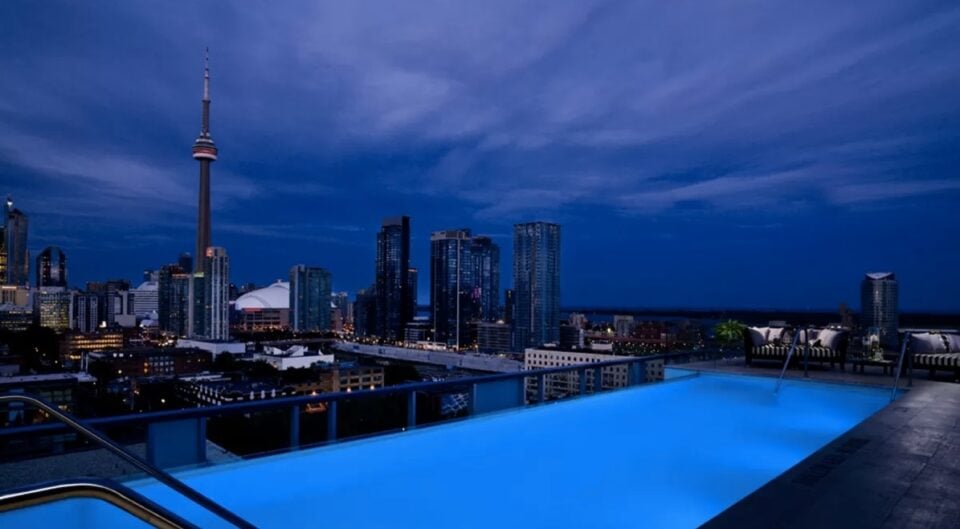 Top 20 Toronto Hotels with Rooftop Pools