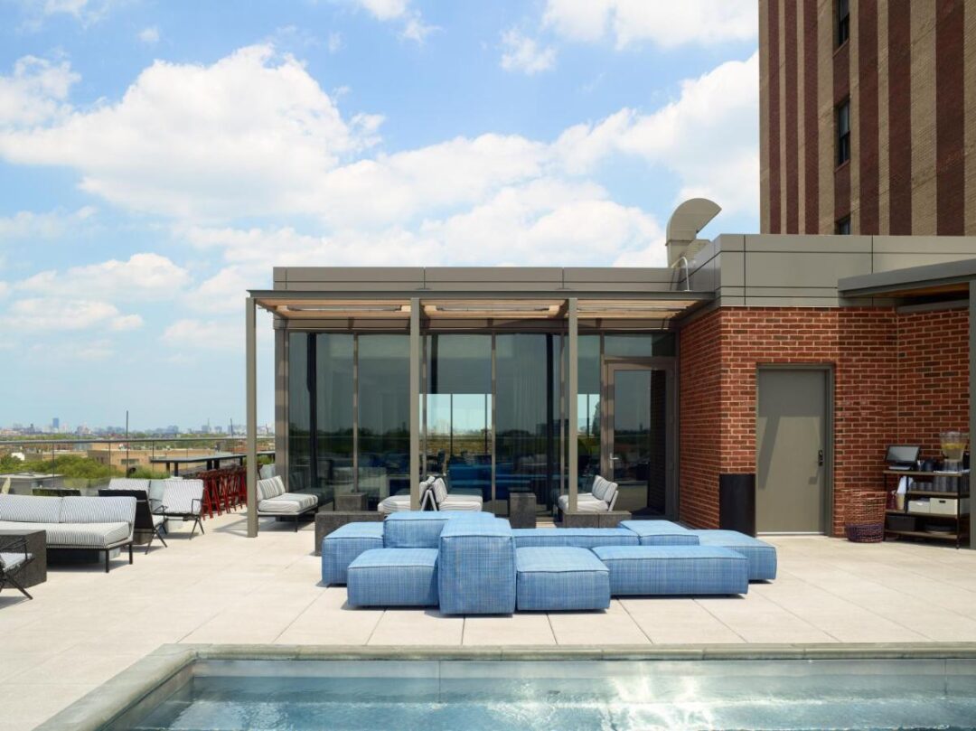 20 Best Downtown Chicago Hotels with Rooftop Pools